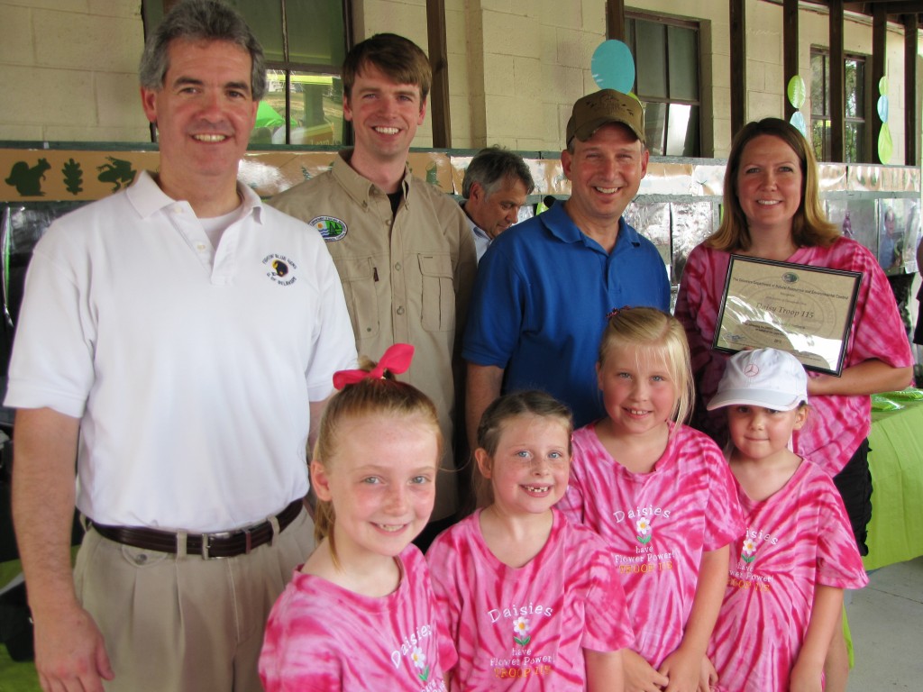 Governor Markell honors DNREC’s Outstanding Volunteers - State of ...