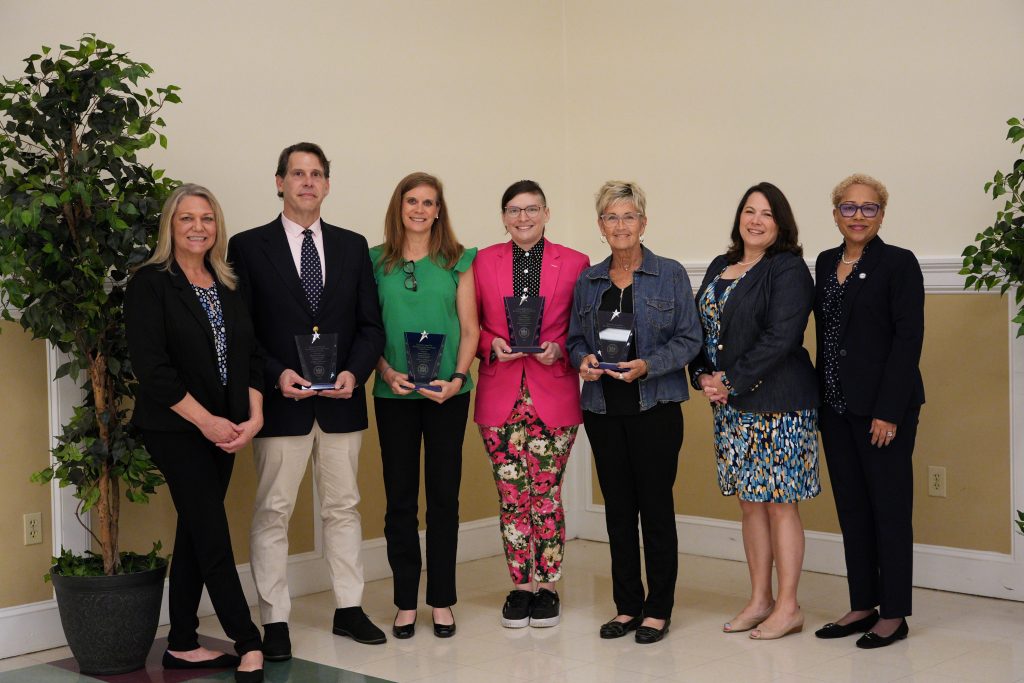 DMV Announces New Online Driver’s License and ID Card Renewal Service ...